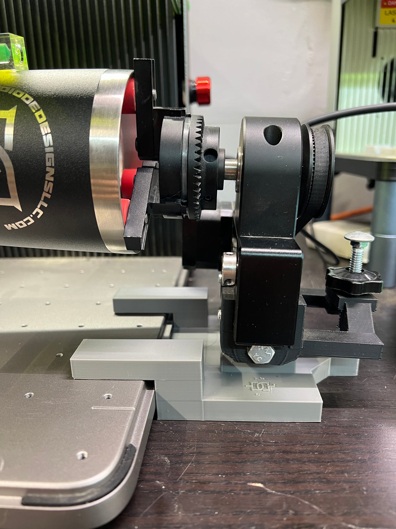 F1 Ultra - RA2 Alignment, Tilt, & Riser Accessory